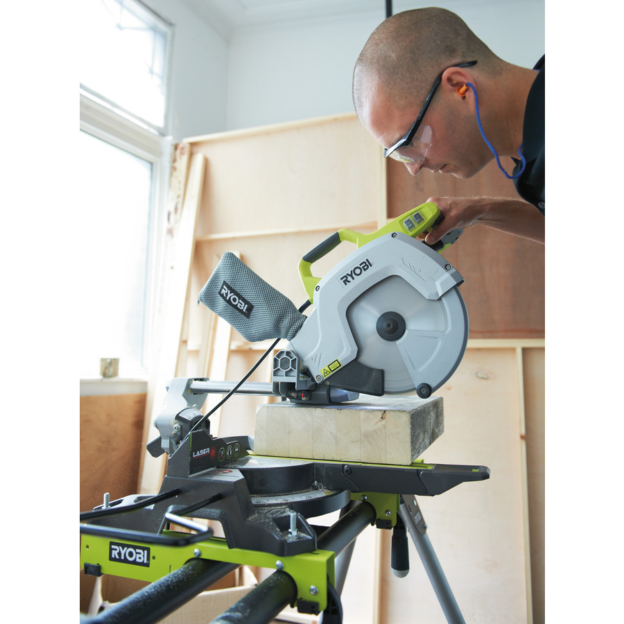 2000W Corded Sliding Mitre Saw | Power Tools | Ryobi Tools
